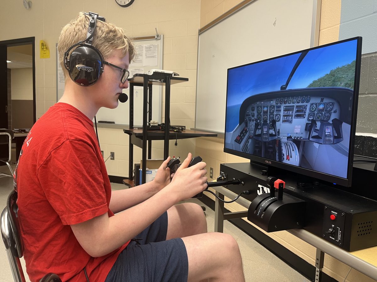 Bentworth Middle School aviation program soaring to new heights ...